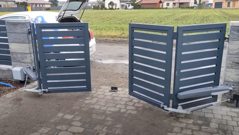 Складывающиеся распашные ворота книжка гармошка на заказ в Москве и ...
